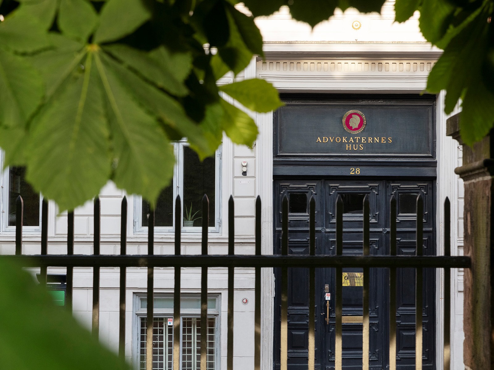 English | Advokatsamfundet