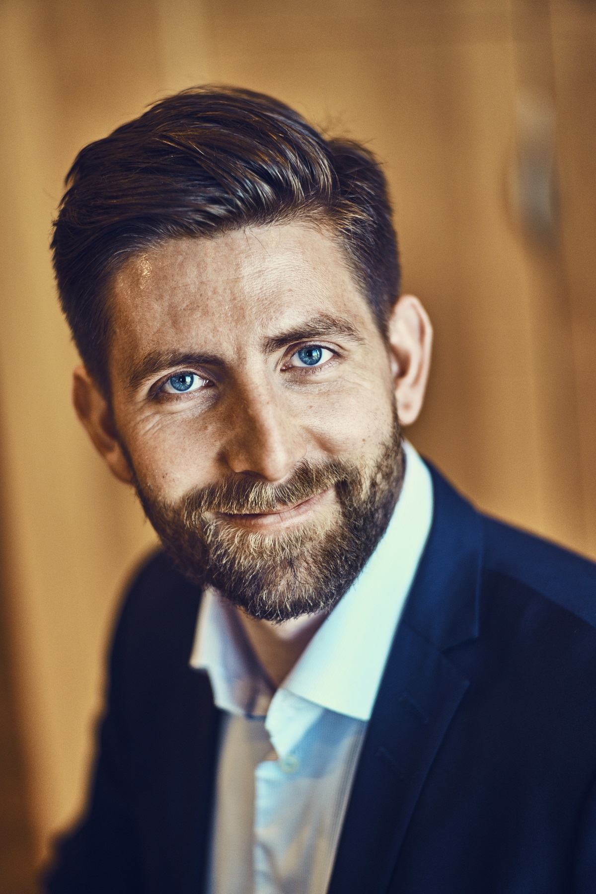 Portræt af Simon Thorup Trier: Jeg har siddet i rum, som jeg aldrig ...
